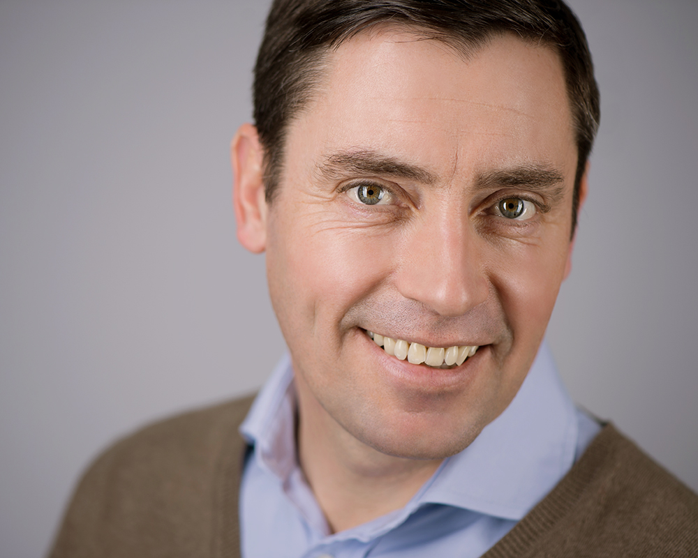 Using LinkedIn daily for my recruiting business, - The Headshot Guy