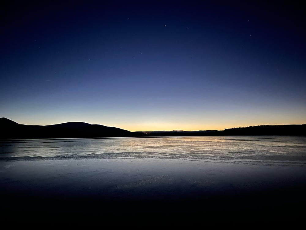 Profile Images in Employee Emails - The Headshot Guy